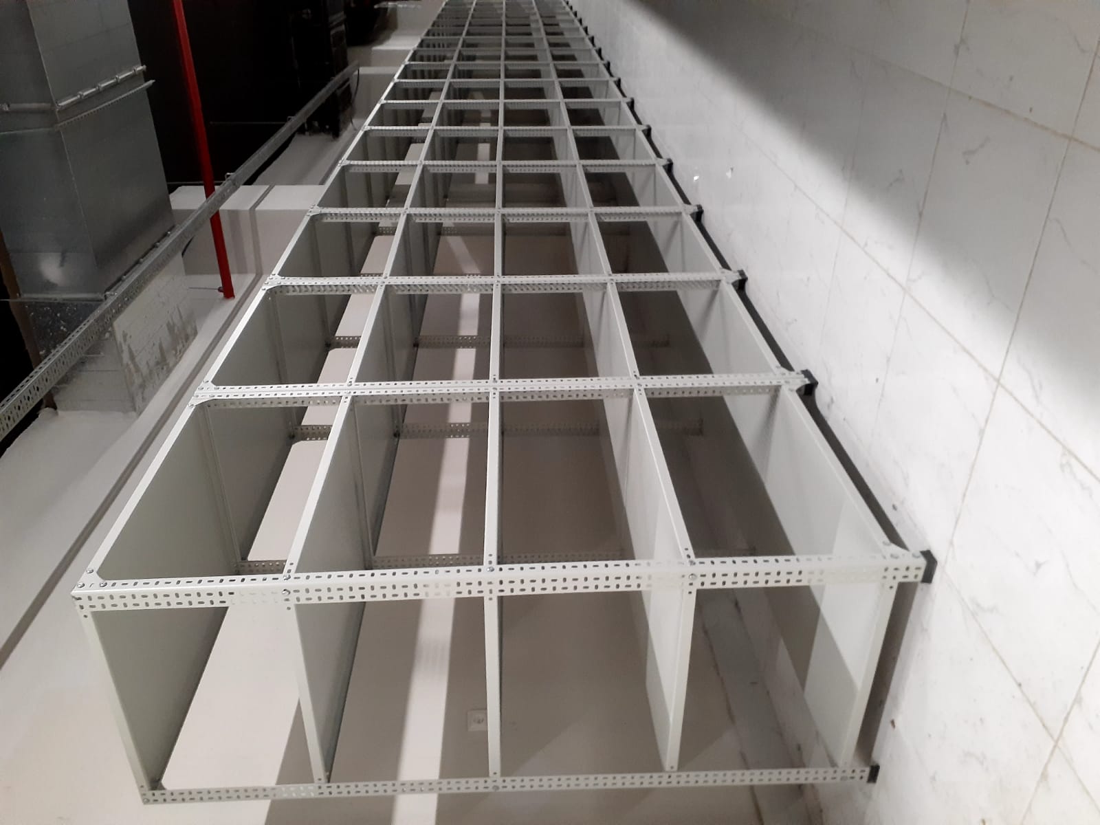 Metal Pres: Çelik Raf Sistemleri - Depo Sistemleri - Çelik Depo Sistemleri